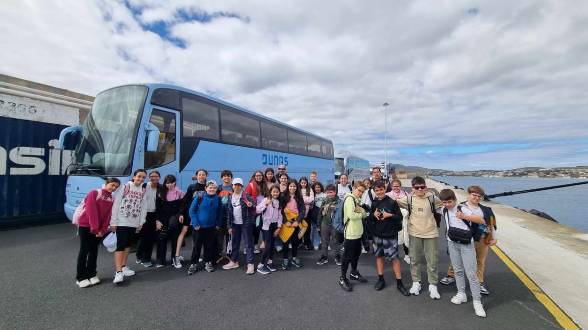 Alunos da Bartolomeu Perestrelo visitam projecto 'Life Dunas' no Porto ...